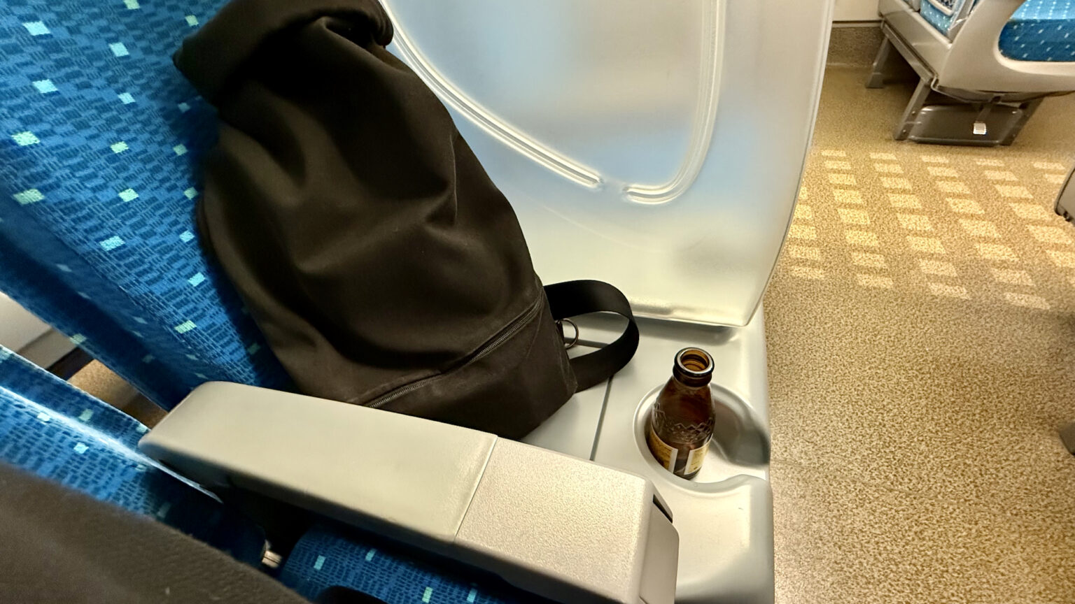 東海道新幹線のS Work Pシートに乗ってみた | mozlog